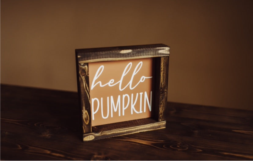 Hello pumpkin- Wood Sign – Liv a Little